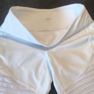 ALO Yoga | Pants & Jumpsuits | Alo Moto Leggings | Poshmark